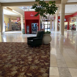 SUPERSTITION SPRINGS CENTER - 70 Photos & 123 Reviews - Shopping ...