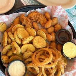 AIRPORT DINER - Updated December 2025 - 235 Photos & 375 Reviews - 2280 ...