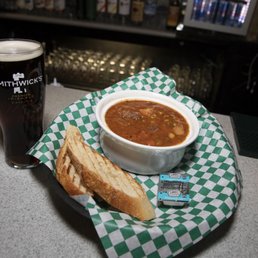 LIZZIE MCNEILL’S IRISH PUB - 162 Photos & 298 Reviews - 400 N McClurg ...