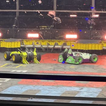 BATTLEBOTS - Updated December 2024 - 115 Photos & 39 Reviews - 4165 ...