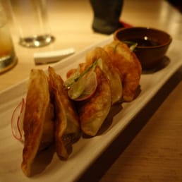 FLYJIN - Updated October 2025 - 129 Photos & 79 Reviews - 417 Rue Saint ...