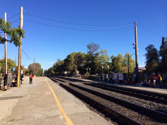 CALTRAIN STATION - STANFORD - Updated October 2024 - 100 Embarcadero Rd ...