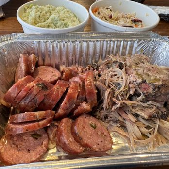 BASHFUL BANDIT BARBECUE - Updated August 2024 - 186 Photos & 100 ...