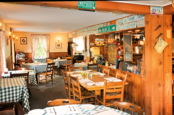 APPLESEED RESTAURANT & CATERING - 18 Photos & 65 Reviews - 63 High St ...