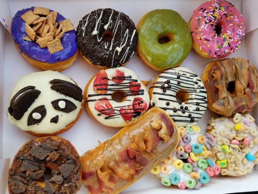 CALIFORNIA DONUTS - 5800 Photos & 2864 Reviews - Bakeries - 3540 W 3rd ...