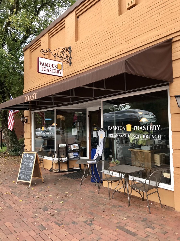 TOWN OF DAVIDSON - Updated September 2024 - 19 Photos - 216 S Main St ...