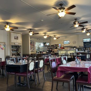 KULA BISTRO - Updated June 2025 - 1858 Photos & 1400 Reviews - 4566 ...