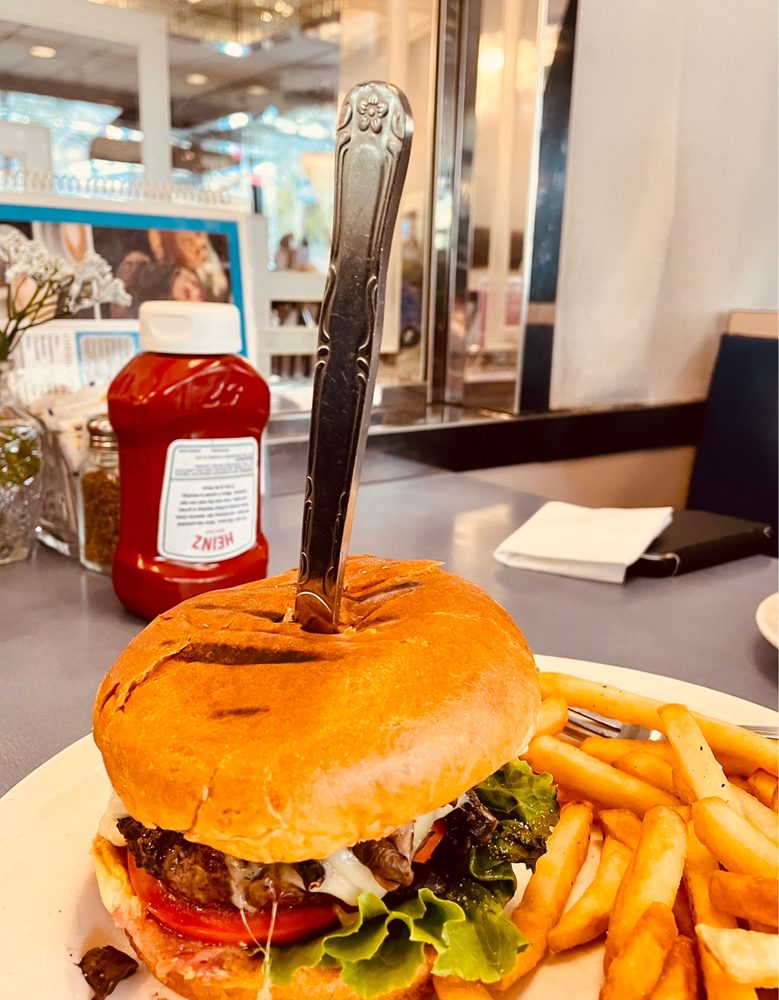 DUTCHESS DINER - Updated July 2024 - 217 Photos & 111 Reviews - 1950 ...