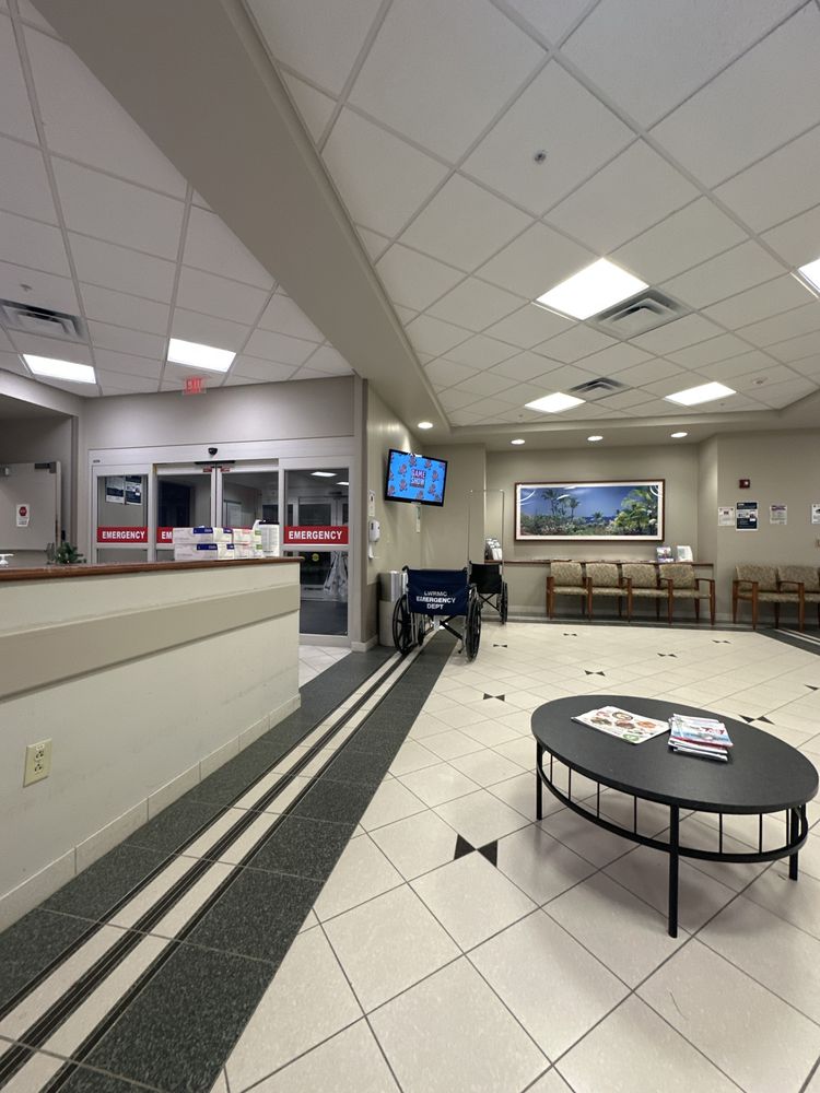 LAKEWOOD RANCH MEDICAL CENTER - Updated November 2025 - 16 Photos & 101 ...