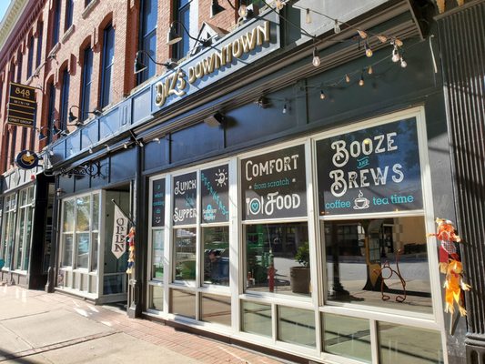 DIZ’S CAFE - Updated April 2026 - 47 Photos & 86 Reviews - 860 Elm St ...