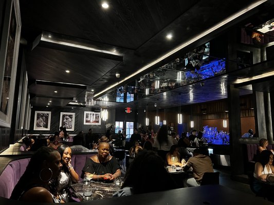 FRNDS RESTAURANT & LOUNGE - Updated October 2025 - 385 Photos & 217 ...