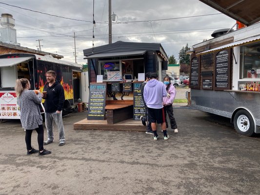 THE BARLEY POD FOOD PARK - Updated June 2024 - 59 Photos & 27 Reviews ...