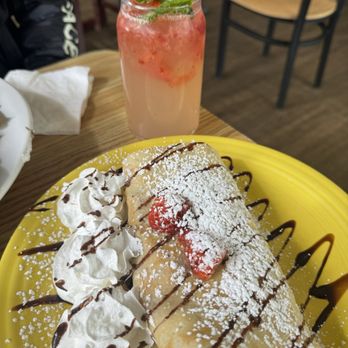 CREPES TEA HOUSE - Updated September 2024 - 555 Photos & 500 Reviews ...