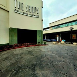 THE COLONNADE MALL - Updated June 2025 - 18 Photos - 350 S Lake Ave ...