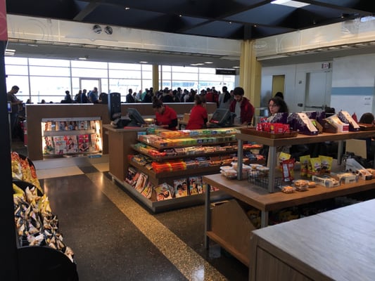 SAY SI BON - Updated December 2025 - 14 Photos - 5 Aviation Cir ...