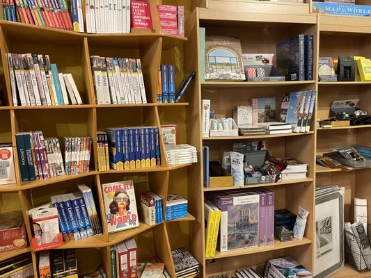 PAPER SKYSCRAPER - 182 Photos & 256 Reviews - 330 East Blvd, Charlotte ...