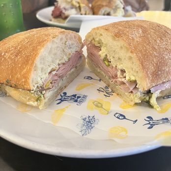 CHÈVRE - Updated January 2026 - 126 Photos & 57 Reviews - 1295 Coral ...