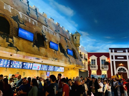 CARIBBEAN CINEMAS - PLAZA LAS AMERICAS - 34 Photos & 27 Reviews - 575 ...