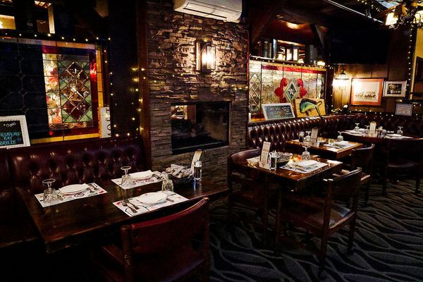 ABERDEEN BARN STEAKHOUSE - Updated March 2025 - 1137 Photos & 779 ...