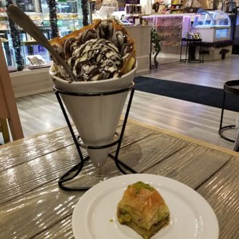 AGHATI HOUSE - Updated January 2025 - 51 Photos & 32 Reviews - 7350 W ...