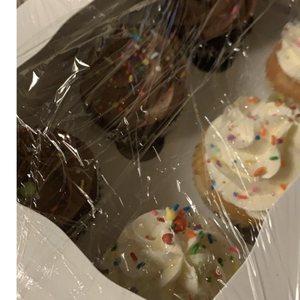 SWEET E’S BAKE SHOP - 321 Photos & 456 Reviews - Bakeries - 4574 West ...