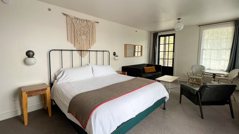 SURF HOTEL & CHATEAU - 202 Photos & 86 Reviews - Hotels - 1012 Front Lp ...