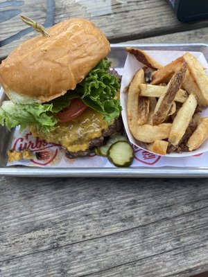 CURBSIDE BURGERS - 391 Photos & 284 Reviews - 4158 Government St, Baton ...