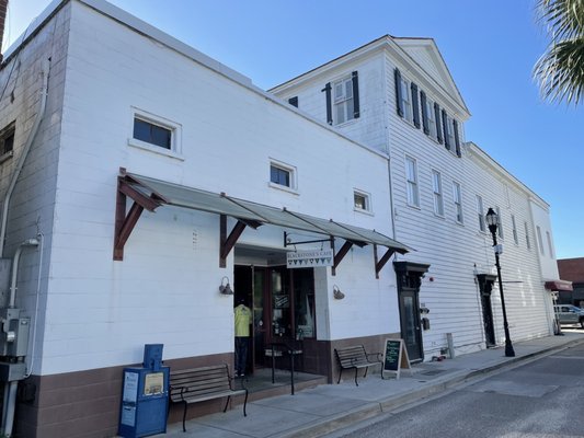 BLACKSTONE’S CAFE - Updated April 2025 - 181 Photos & 309 Reviews - 205 ...