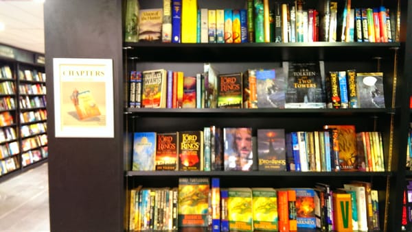 CHAPTERS BOOKSTORE - Updated May 2024 - 13 Photos & 52 Reviews ...