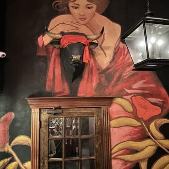 BLIND OX - 1917 Photos & 411 Reviews - 829 Kapahulu Ave, Honolulu ...