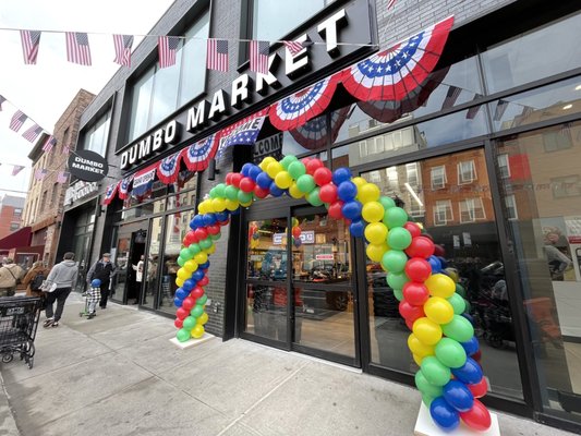 DUMBO MARKET - Updated December 2025 - 28 Photos & 14 Reviews - 205 ...