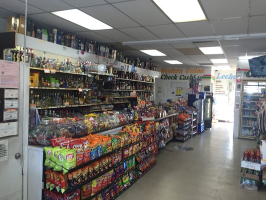 CORNER STORE LIQUOR 2 - Updated December 2025 - 3000 N Main St, Los ...