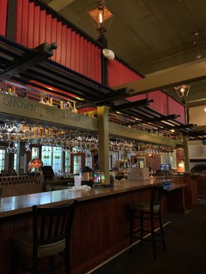 MCMENAMINS TAVERN ON THE SQUARE - 298 Photos & 416 Reviews - 9815 NE ...