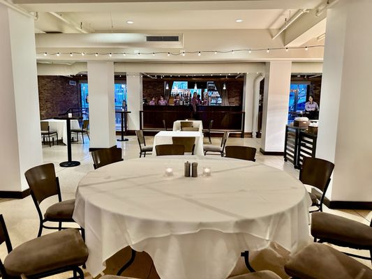 PINSTRIPES - Updated November 2024 - 974 Photos & 774 Reviews - 435 E ...