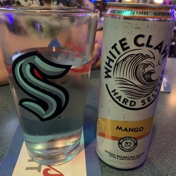 CHANNEL MARKER PUB & GRILL - Updated December 2025 - 58 Photos & 104 ...