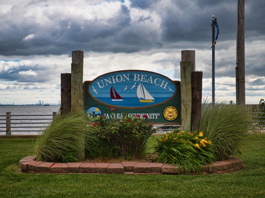 UNION BEACH - Updated January 2026 - 56 Photos - 455 Front St, Union ...