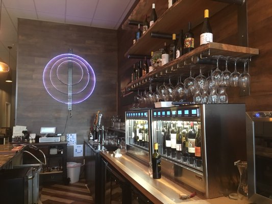 LEVITY BAR AND BISTRO - 12 Photos - 1027 Shiloh Crossing Blvd, Billings ...