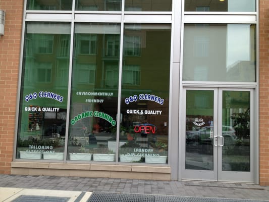 Q & Q CLEANERS - Updated December 2025 - 10 Photos & 37 Reviews - 1352 ...