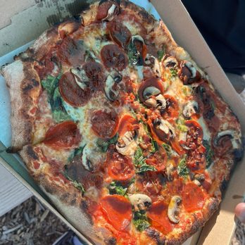 LA FLORIZZA PIZZA - Updated January 2026 - 66 Photos & 31 Reviews ...