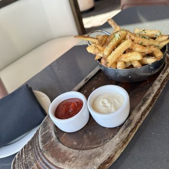 SIX SEVEN RESTAURANT - Updated May 2025 - 2178 Photos & 1349 Reviews ...