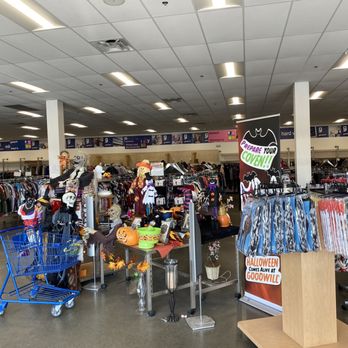GOODWILL RETAIL STORE AND DONATION CENTER - Updated December 2025 - 25 ...