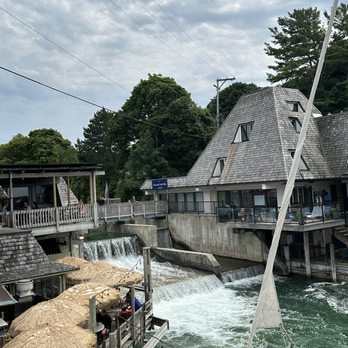 THE COVE - Updated April 2025 - 387 Photos & 335 Reviews - 111 River St ...