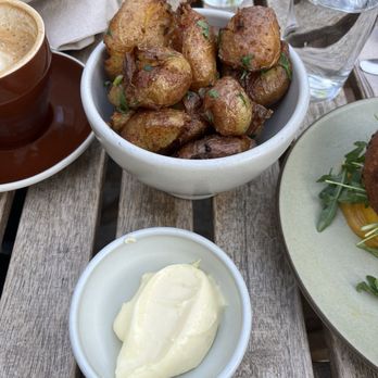 OUTERLANDS - Updated May 2024 - 3423 Photos & 2480 Reviews - 4001 Judah ...