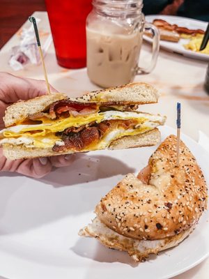 GOLDEN OAK PANCAKE HOUSE - Updated December 2025 - 65 Photos & 74 ...