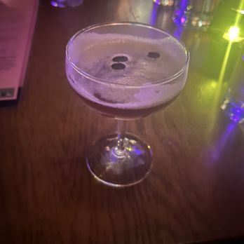 THE EMERALD LOUNGE - Updated January 2026 - 226 Photos & 58 Reviews ...