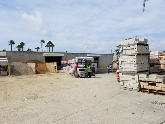 THOMPSON BUILDING MATERIALS - Updated December 2025 - 41 Photos & 46 ...