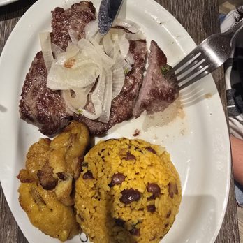 METROPOL RESTAURANT - Updated December 2025 - 49 Photos & 22 Reviews ...