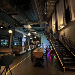 FLYTECO TOWER - Updated April 2025 - 192 Photos & 140 Reviews - 3120 ...