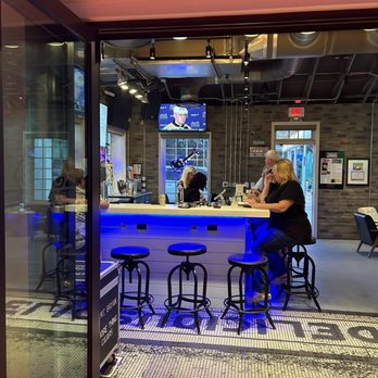 SHORE THING CIGARS - Updated December 2025 - 60 Photos & 77 Reviews ...