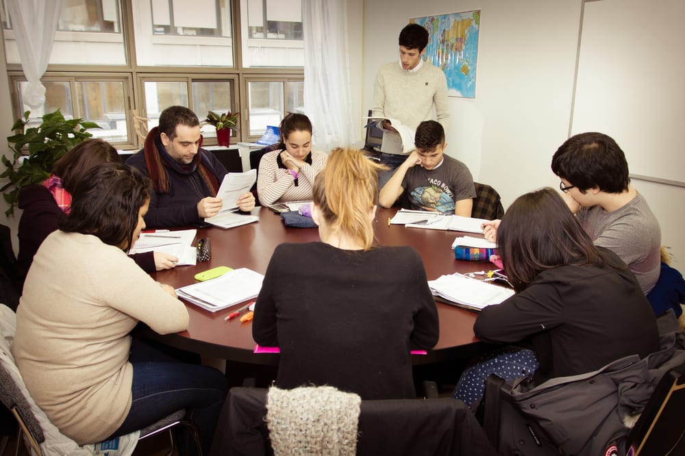 AXION 21 - Updated June 2024 - 27 Photos - 400 Rue Saint-Jacques O ...